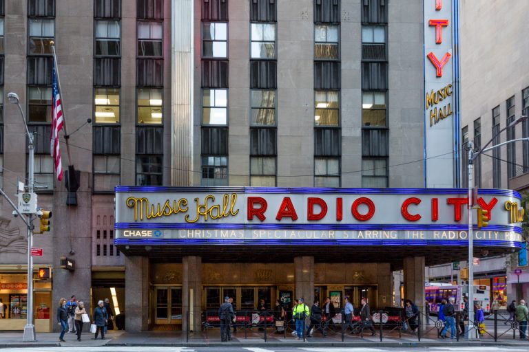 ARO | No-Fee Midtown Manhattan Apartments’ Central Location